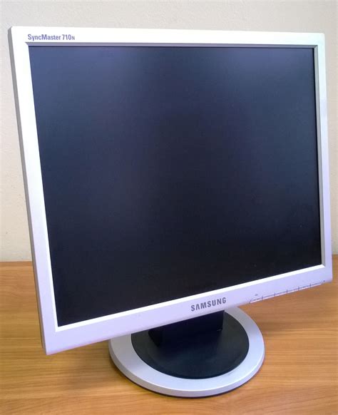 Eladó használt Samsung SyncMaster 710T - Tibeko