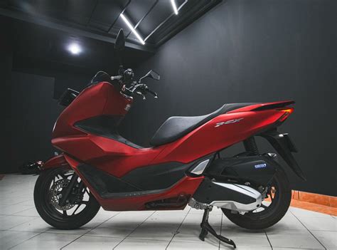 Honda Pcx Red Motorbike Rentals In Bali Explore The Island On Two Wheels Affordable And