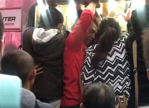 Desak-Desakkan di Gerbong KRL, Bapak ini Terekam Dorong Bokong Wanita ...