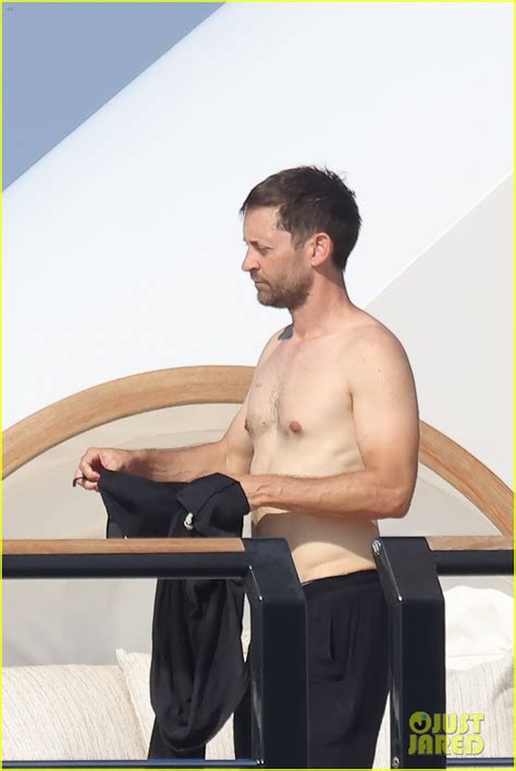 Tobey Maguire Abs