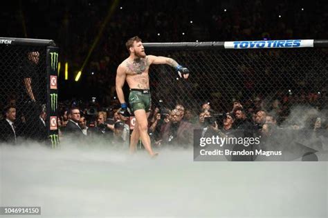 Conor Mcgregor Fight Photos And Premium High Res Pictures Getty Images
