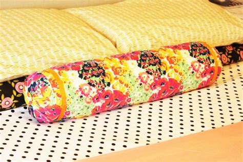 How To Sew A Bolster Pillow Like A Professional