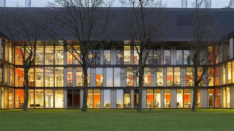 Contact Pervasive Systems Group University Of Twente