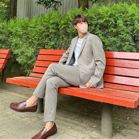 남자 결혼식 복장 하객패션 셋업 수트 베이지 바지 슬랙스 코디 색조합 댄디룩 추천 네이버 블로그