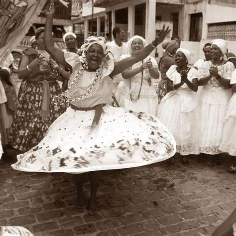 A História Do Samba De Roda Uma Dança Alegre E Vibrante Compre Shows