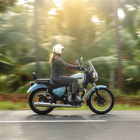 Meteor 350 Price Mileage Weight And Colours Royal Enfield