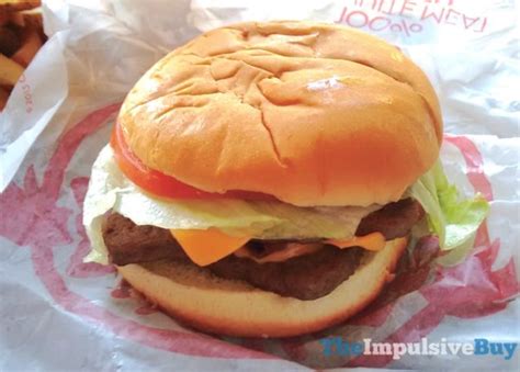 REVIEW Wendys Giant Jr Bacon Cheeseburger