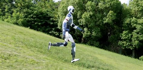Unitree R1 Affordable Humanoid Robot Brings Ai Research To The Masses