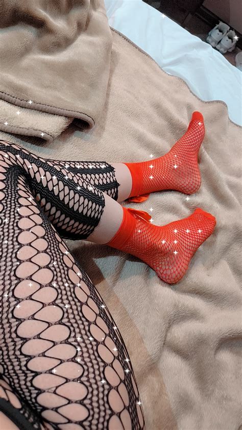 سوراخم با پاهام تو شورت جوراب مامانم آب کیر میخام