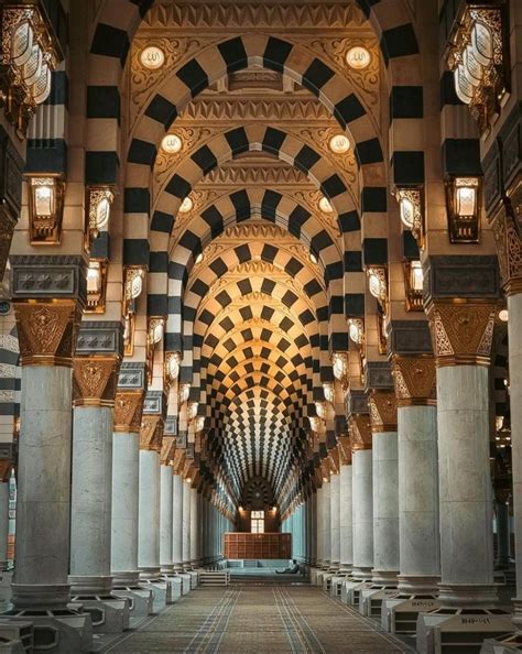 Pin By R Sh On Spiritual Makkah Islamic Architecture Lock Screen