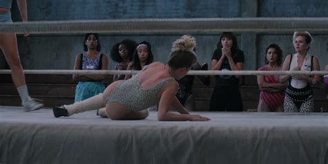 Unknown Nue Dans Glow