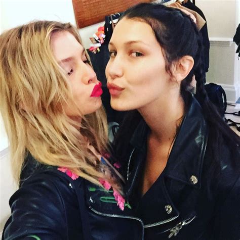 What Happened When Bella Hadid And Stella Maxwell Stole Our Iphone A Lot Of Selfies Elleuk