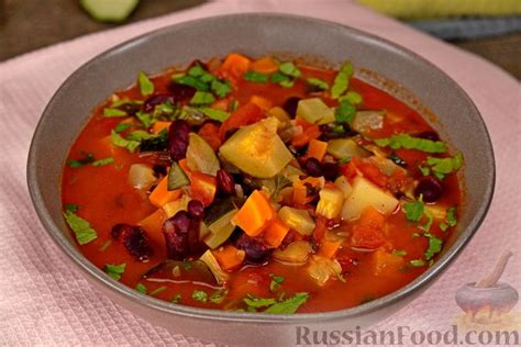 Рецепт Томатный суп с кабачками и фасолью на