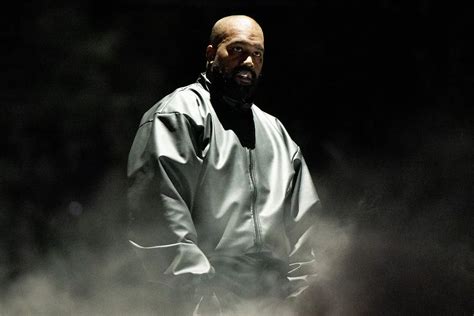 بیوگرافی کانیه وست خواننده سیاه پوست جنجالیعکس همسر مجله زندگی بهتر