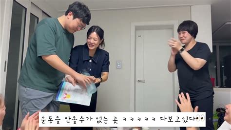 Vlog🖤1인미용실 원장의 우당탕탕 일주일😃 새벽을 삽니다 미라클모닝으로 갓생살기 새로운 취미 요가 등록했어요🧘🏻‍♀️헤어디자이너와 헬린이 그사이🏋🏻‍♀️레드벨벳 머핀🧁돼지