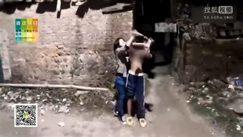 女子高生、全裸いじめ映像がアウトすぎる（※ 加害者顔モザイクなし） ポッカキットポッカキット