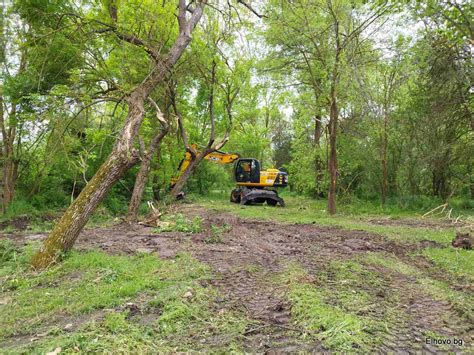 Приключиха дейностите по почистване на дерето в село Бояново Община Елхово