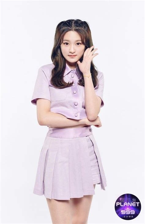 Ho Sze Ching 호쓰칭 Girl Outfits Virtual Girl Girl