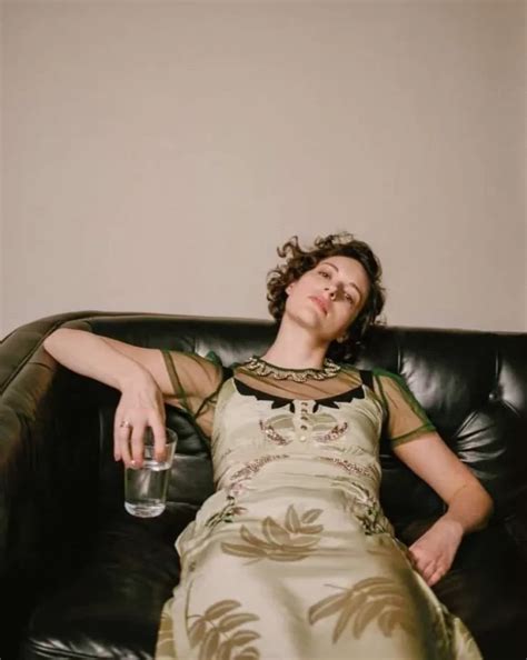 50 Phoebe Waller Bridge Hot And Sexy Bikini Pictures Woophy