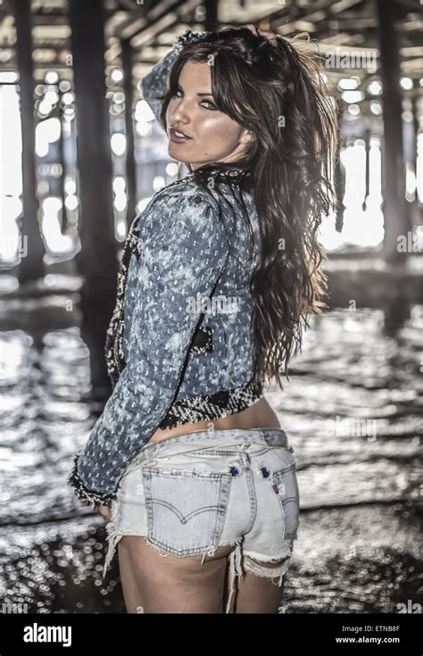 Actress Dancer And Fitness Enthusiast Rachele Brooke Smith Poses During A Photoshoot Under