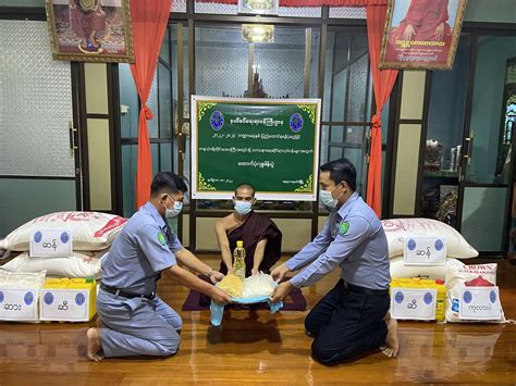 တနင်္သာရီမြို့နယ်အတွင်း ဘုန်းတော်ကြီးကျောင်းများ၌ ဆန်၊ ဆီ၊ ဆားနှင့် ကုလားပဲများ ဆက်ကပ်လှူဒါန်း