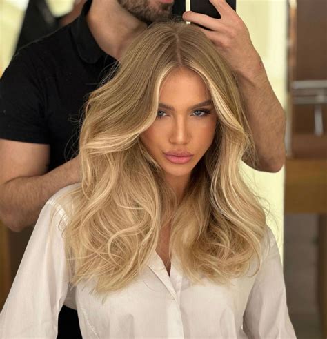 Pin By Lifestyle By Anna Elizabeth On Beauty And Hair Summer Blonde