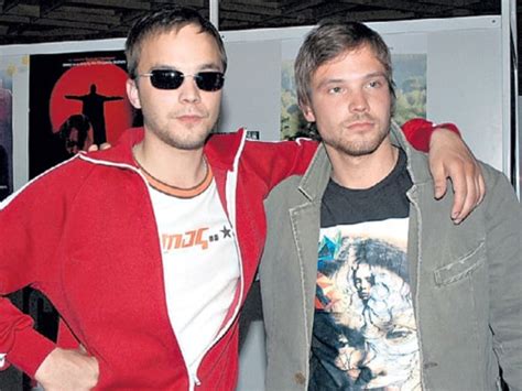 Самые известные братья актёры в современном российском кино Вечные соперники или лучшие друзья