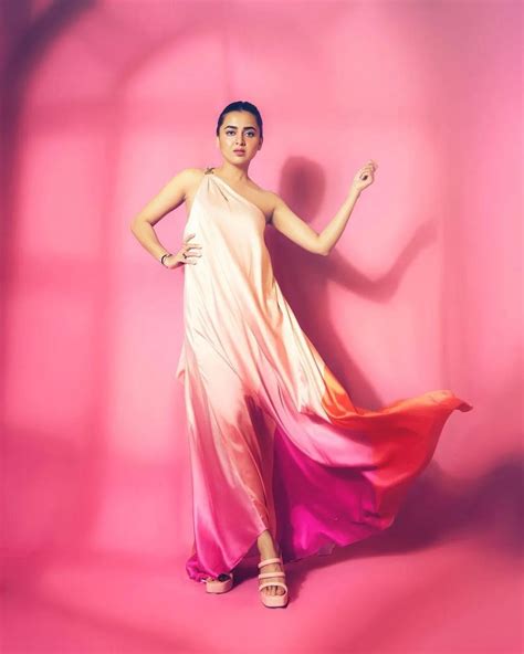 Tejasswi Prakash Sexy Armpits R Marathicelebsonly