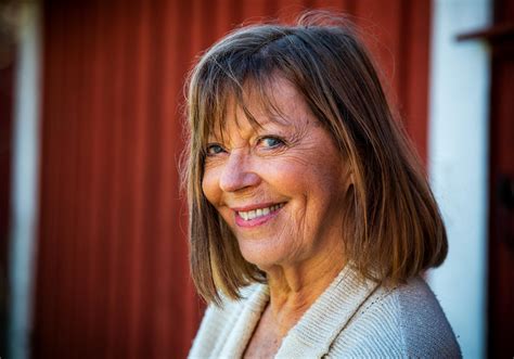 Lill Lindfors På Turné Hösten 2021 60 år Som Artist