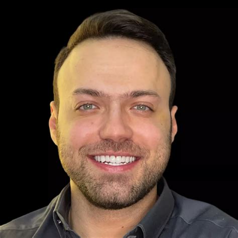 صفحه نخست دندانپزشکی دکتر قاسم قاسم نژاد