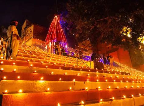 A First Timers Guide To Dev Deepawali Varanasis Festival Of Lights