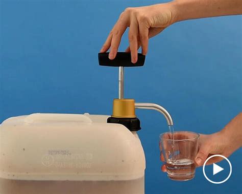Solar Powered Water Filter By Gabriele Diamanti