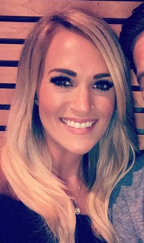 Carrie Underwood Is Gorgeous Scrolller Carrie Underwood Is Gorgeous Scrolller