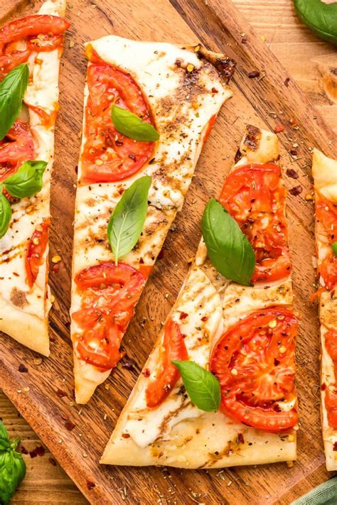 Margherita Flatbread Pizza Tornadough Alli