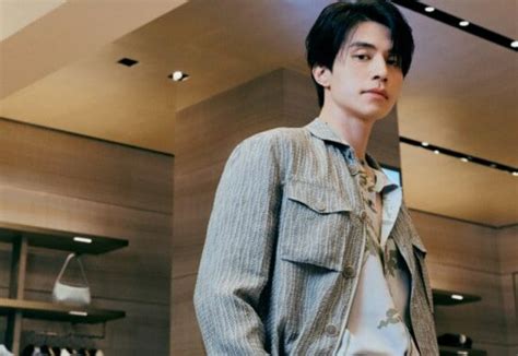 배우 이동욱 세련된 패턴 자켓 스타일링 패션서울