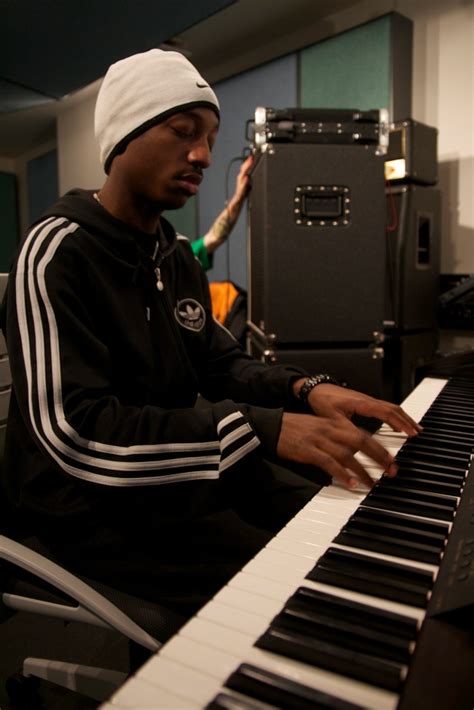 Adrian Reid Session Keyboardist And Keyboard Teacher