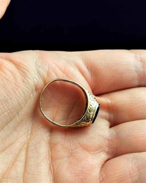 Vintage Onyx Signet Ring 9k Yellow Gold Floral Engraved At 1stdibs