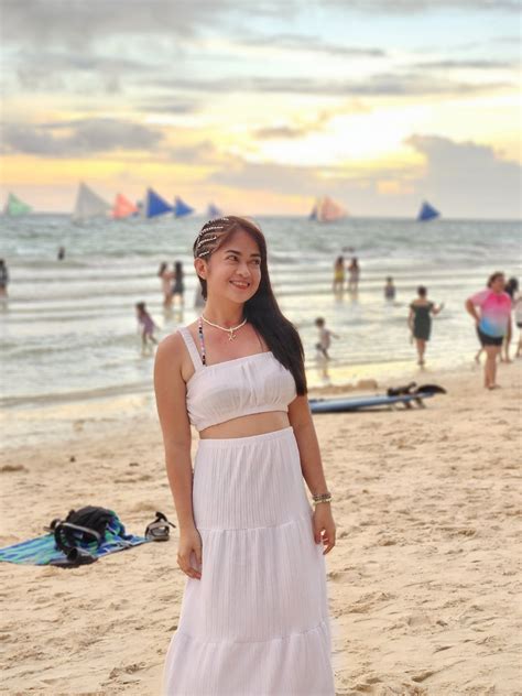 Michelle Comia Privado