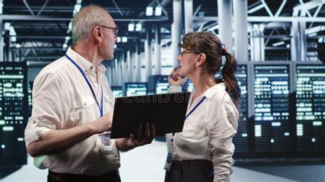 Green Screen Server Rigs Monitoring Stock Video Video Of Operations Engineer 288111849