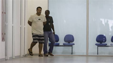 Polícia Prende Traficantes E Pm Acusado De Receber Propina Para Vazar