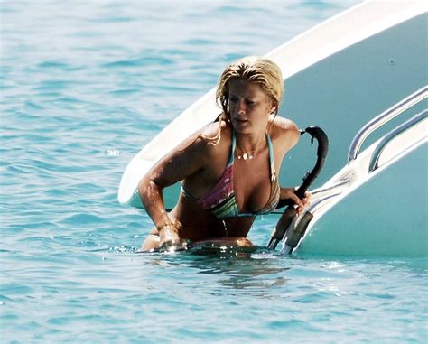 Rachel Hunter Rachelstripshow Nude Leaks Photo 79 Thefappening