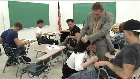 Zdarma Školačka Šuká Třídu pornovidea xHamster