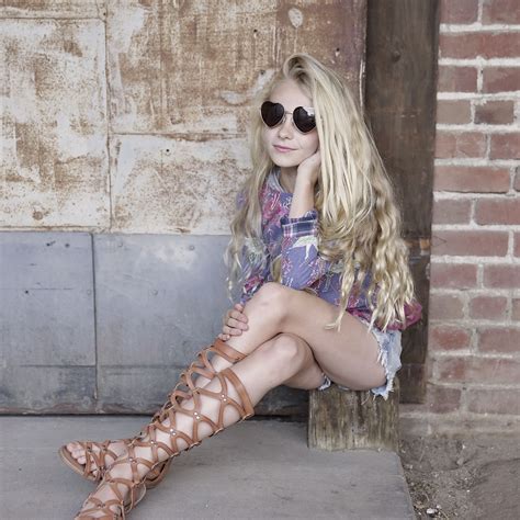 J4 Mini Fashion Addicts