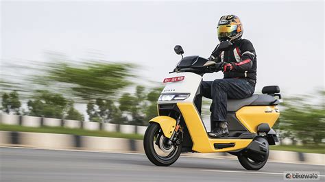 Ather Rizta Rear Turn Indicators Image Bikewale