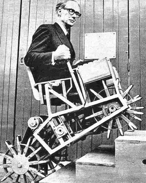 Thiên Tài đằng Sau Chiếc Ghế Leo Cầu Thang Câu Chuyện Của Giáo Sư