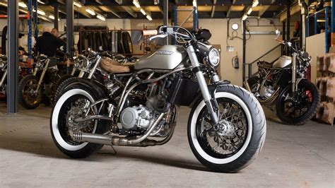 Ccm Spitfire Naked 2017 Review Autotrader