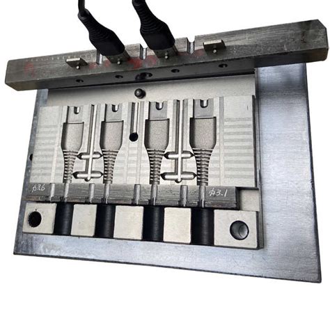 Customized Usb Cable Molding Mould Plastic Injection