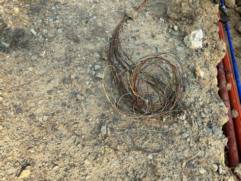 Odd Looking Root R Construction