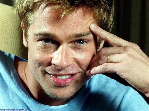 Brad Pitt Smile Wallpaper Stage