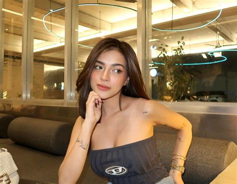 Who Is Mika Salamanca 5 Fun Facts About One Half Of Pbb Big Winner